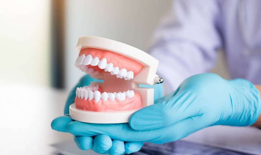 The Ultimate Guide to Fixing Broken Dentures